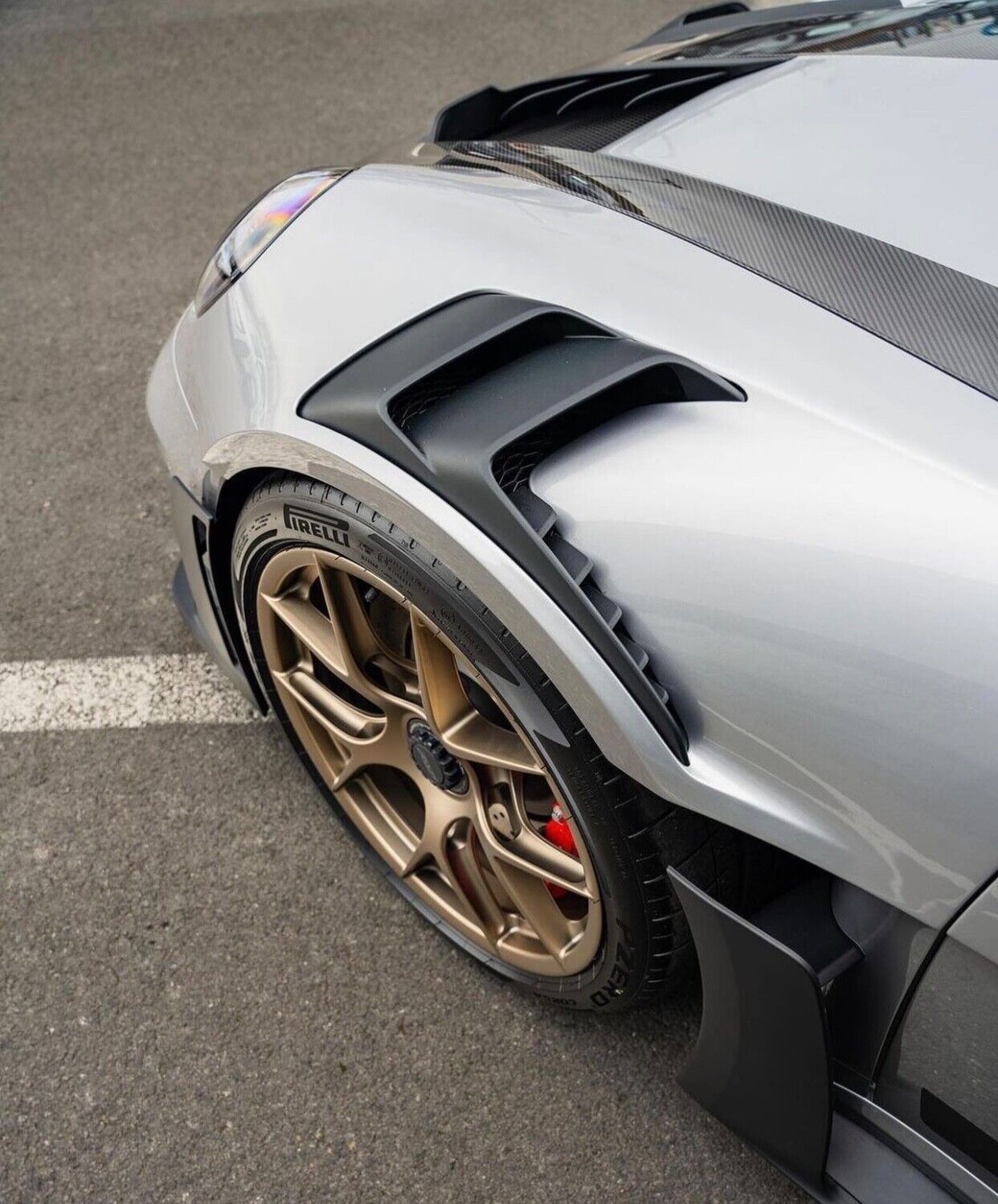 Porsche 992 GT3 RS Louvered Fenders - Wicked Motor Works